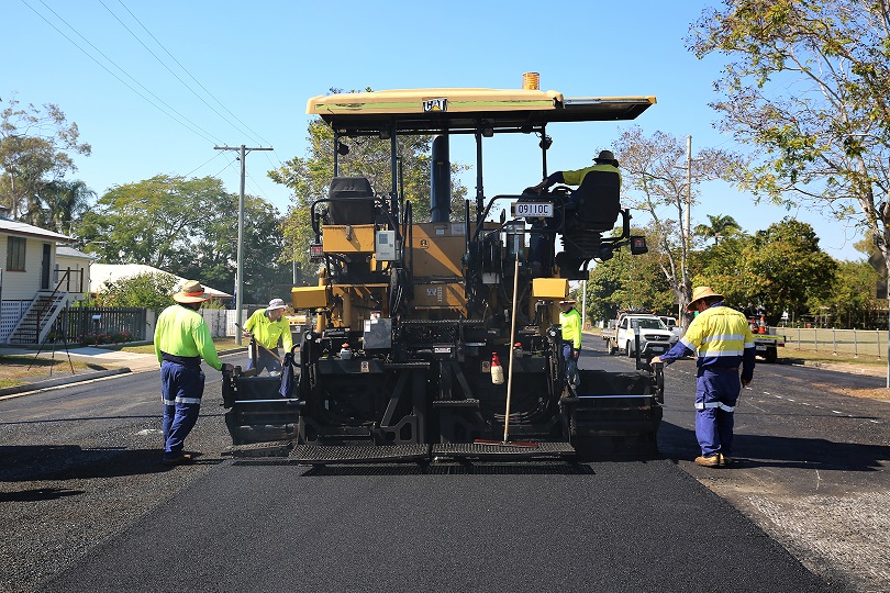 Touch of glass for Rocky road resealing | iQ Industry Queensland