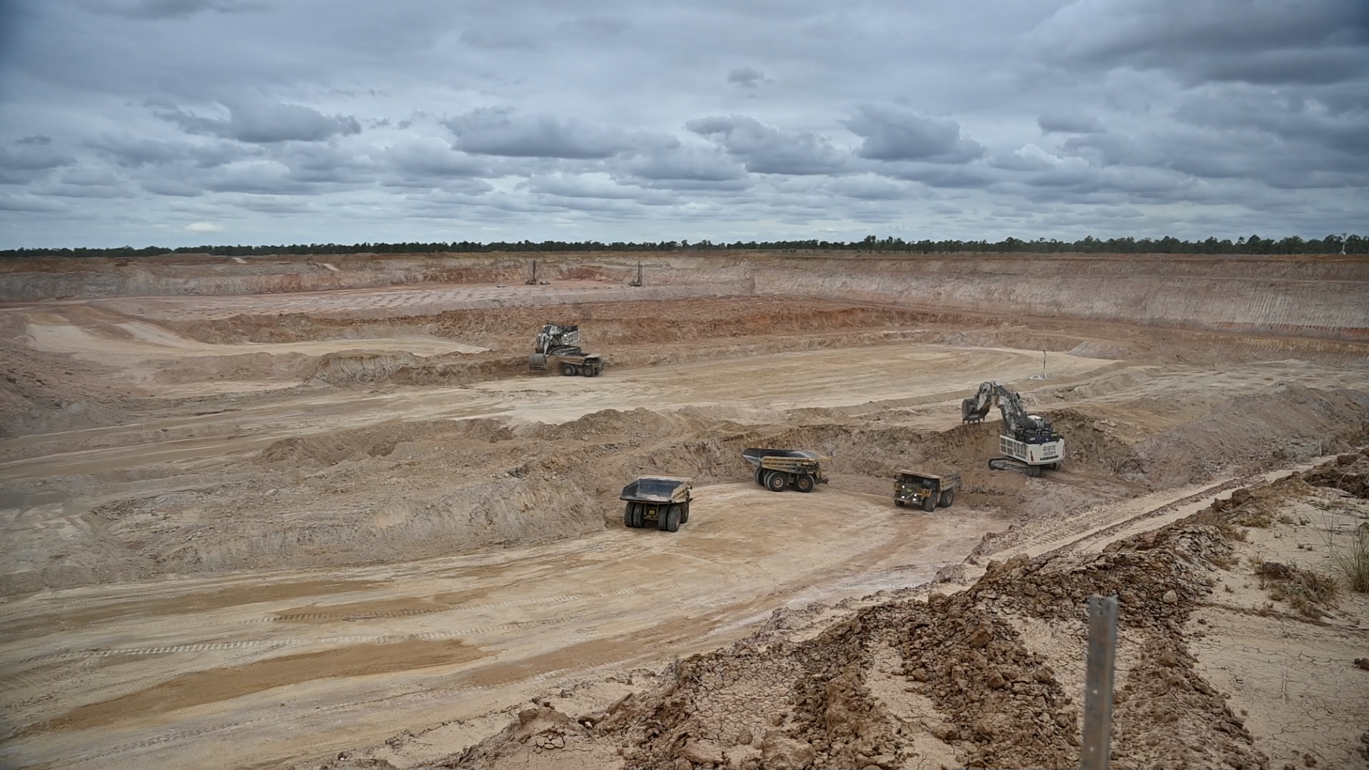 Coal project to push ahead despite legal water woes | iQ Industry ...