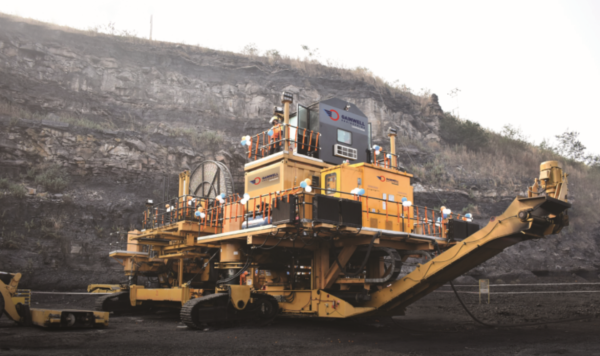 Highwall miner to support Vulcan Mine Complex | iQ Industry Queensland