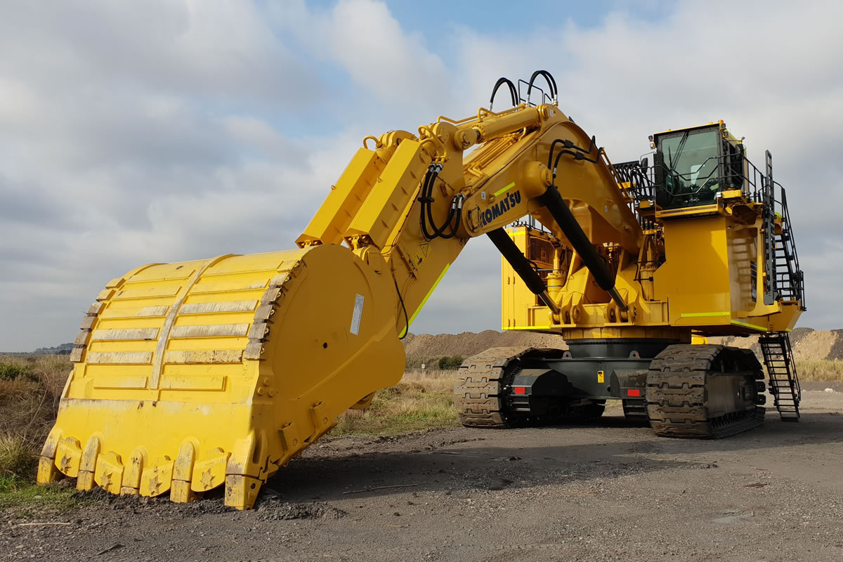 Golding wins $800m mining services extension | iQ Industry Queensland