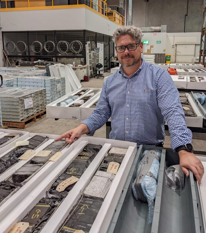 Oil shale plan sweats on pre-feasibility | iQ Industry Queensland