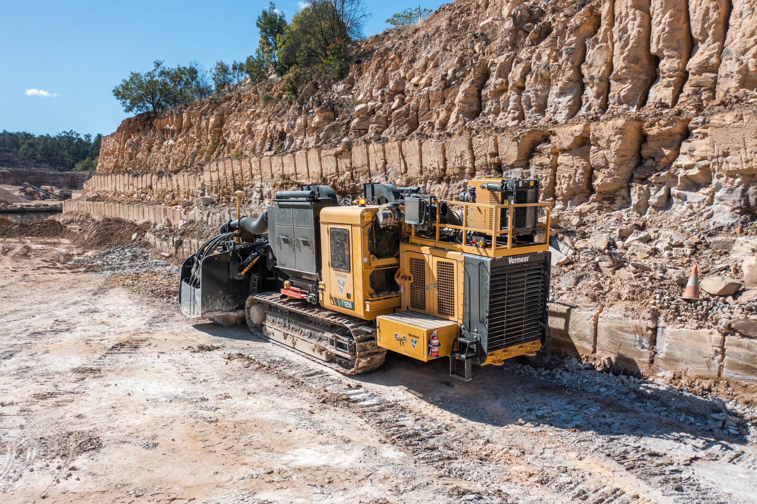 Vermeer surface miner a cut above for efficiency | iQ Industry Queensland
