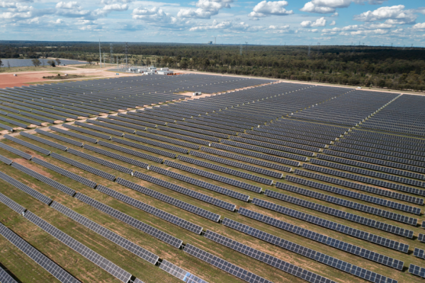 Australia's largest solar farm ready for commissioning | iQ Industry ...