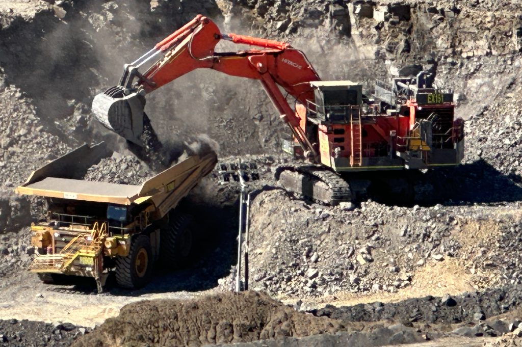 State 'walking the walk' with new resources committee | iQ Industry Queensland