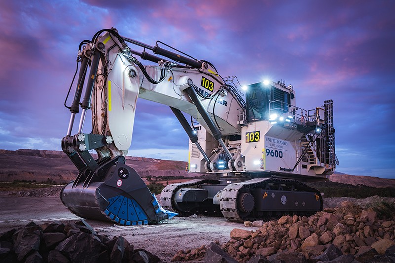 Rolleston, Hail Creek mines roll out Liebherr R 9600s | iQ Industry ...